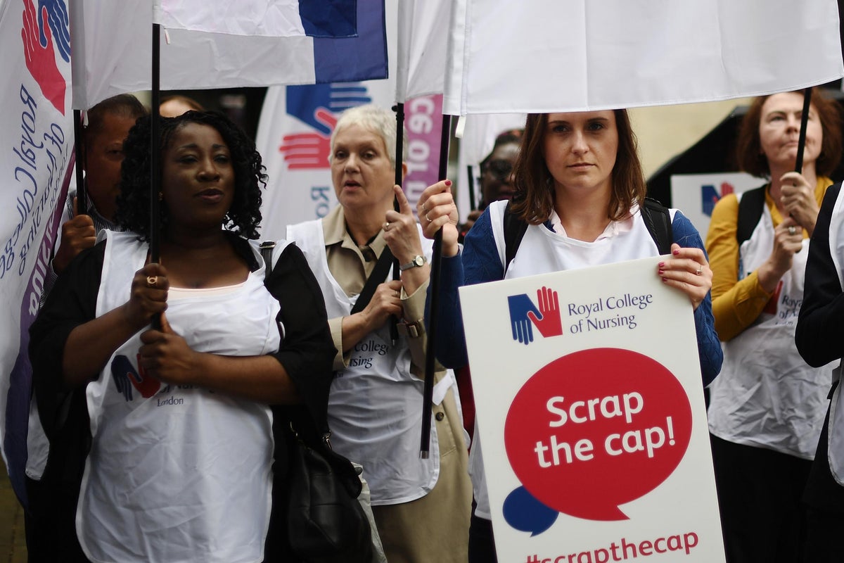 Conservative MP tells nurse he won't support public sector pay rise ...