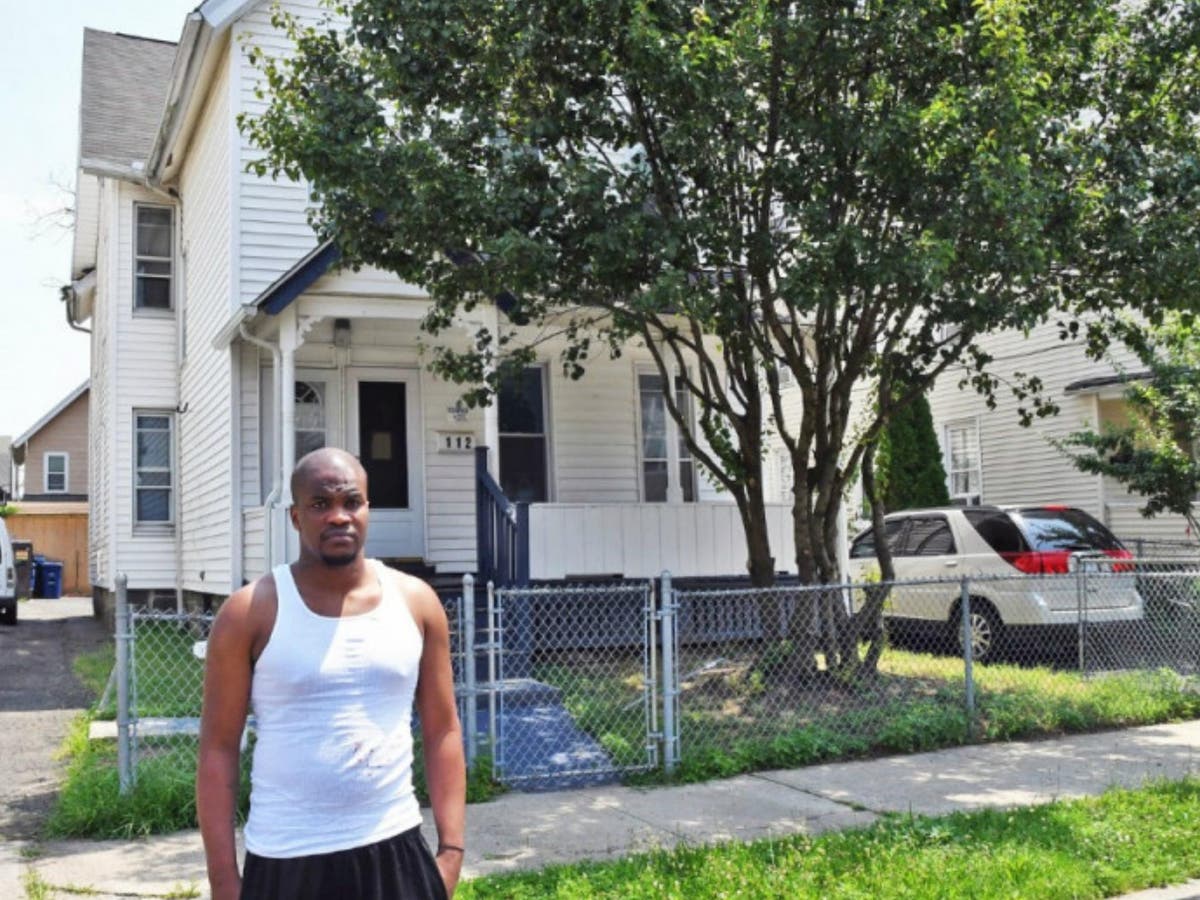 Man on way to crucial job interview a week after prison release skips ...