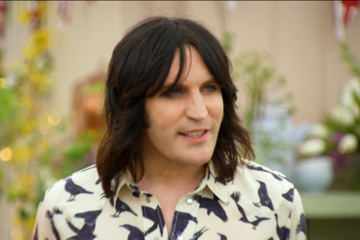 GBBO 2017: Noel Fielding debuts on The Great British Bake Off and ...