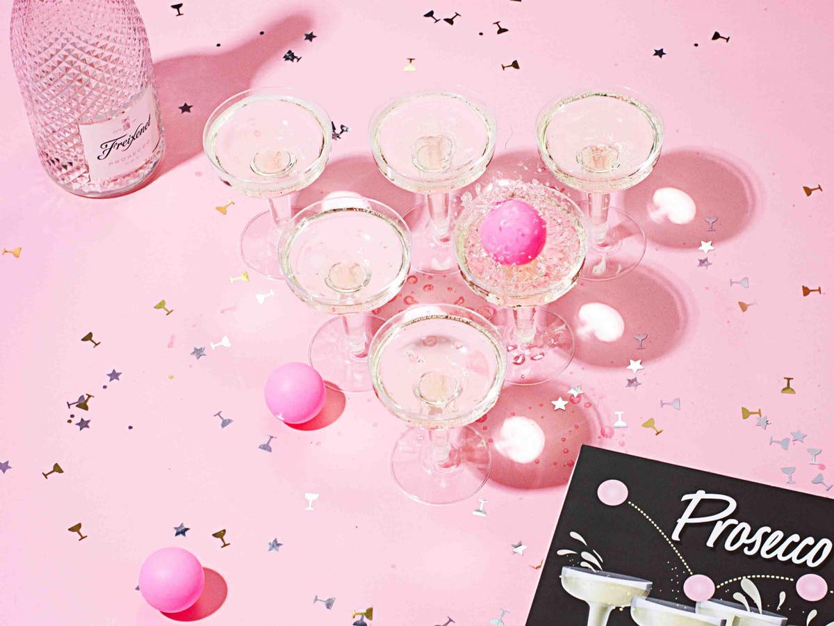 Forget beer pong - Prosecco pong is the drinking game you’ve been ...