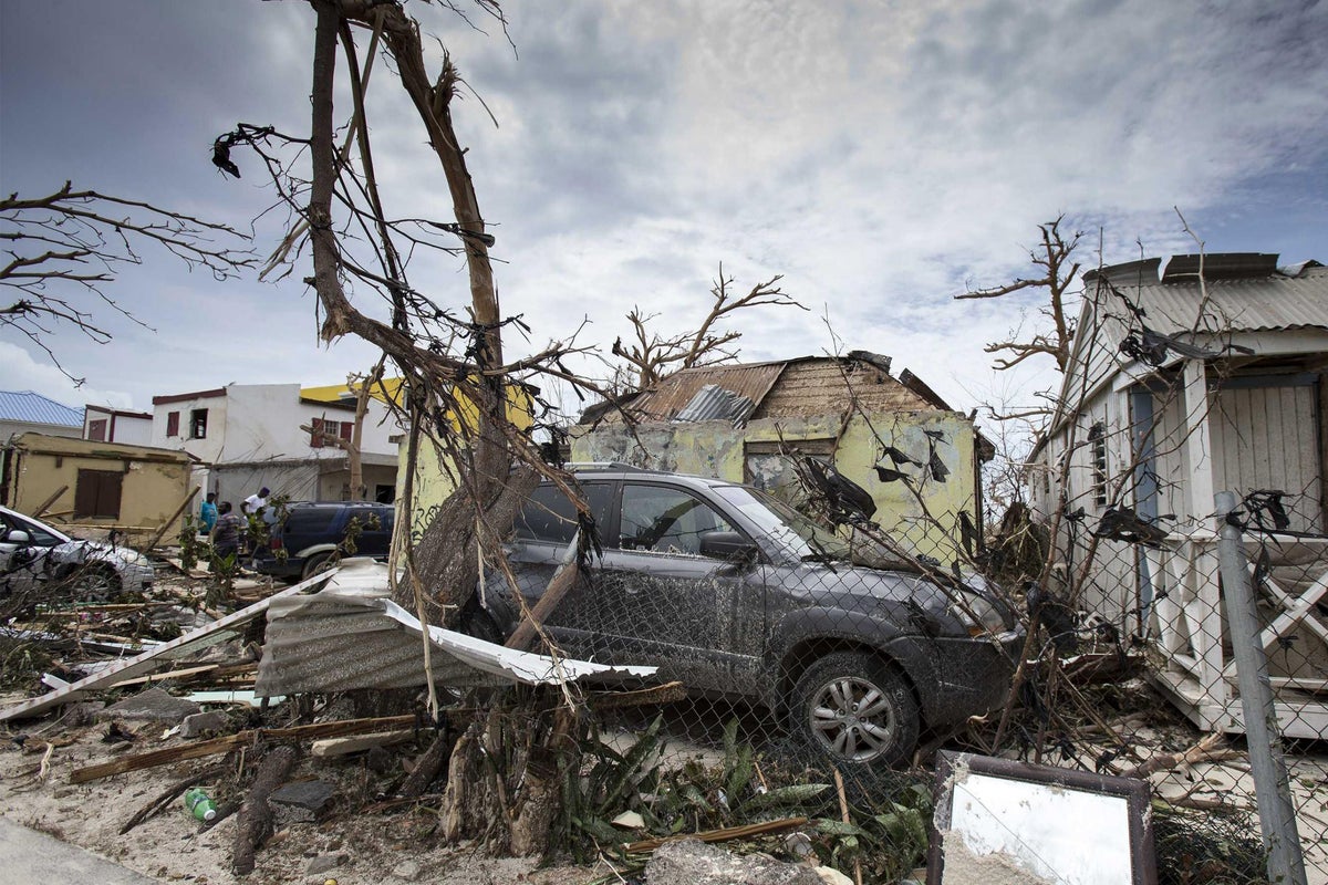 Irma - as it happened: Florida Governor Scott says 'last chance to make ...