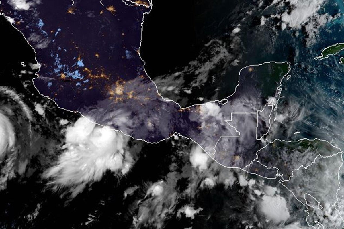 Hurricane Max forming off Mexico's southern Pacific coast to make ...