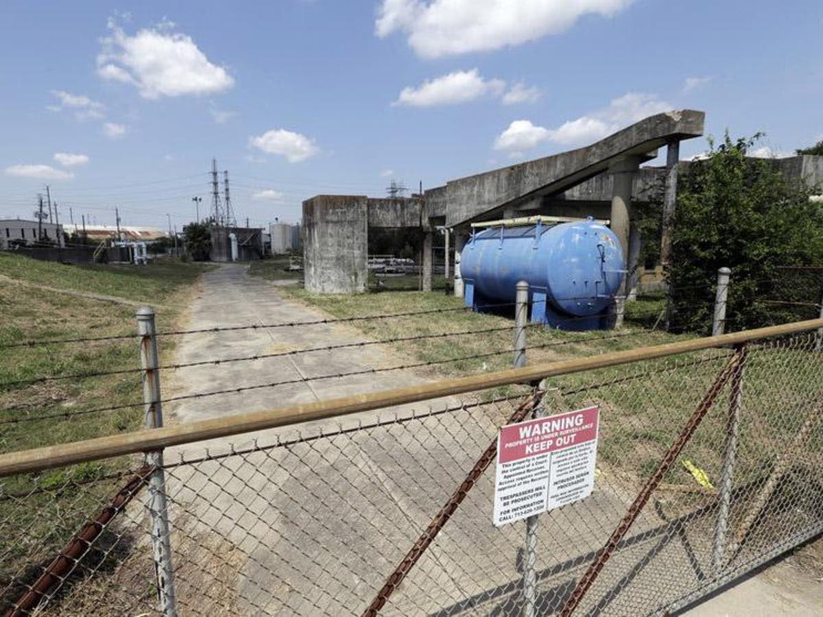 Hurricane Harvey: Floodwaters 'caused chemical spill' at Houston's ...