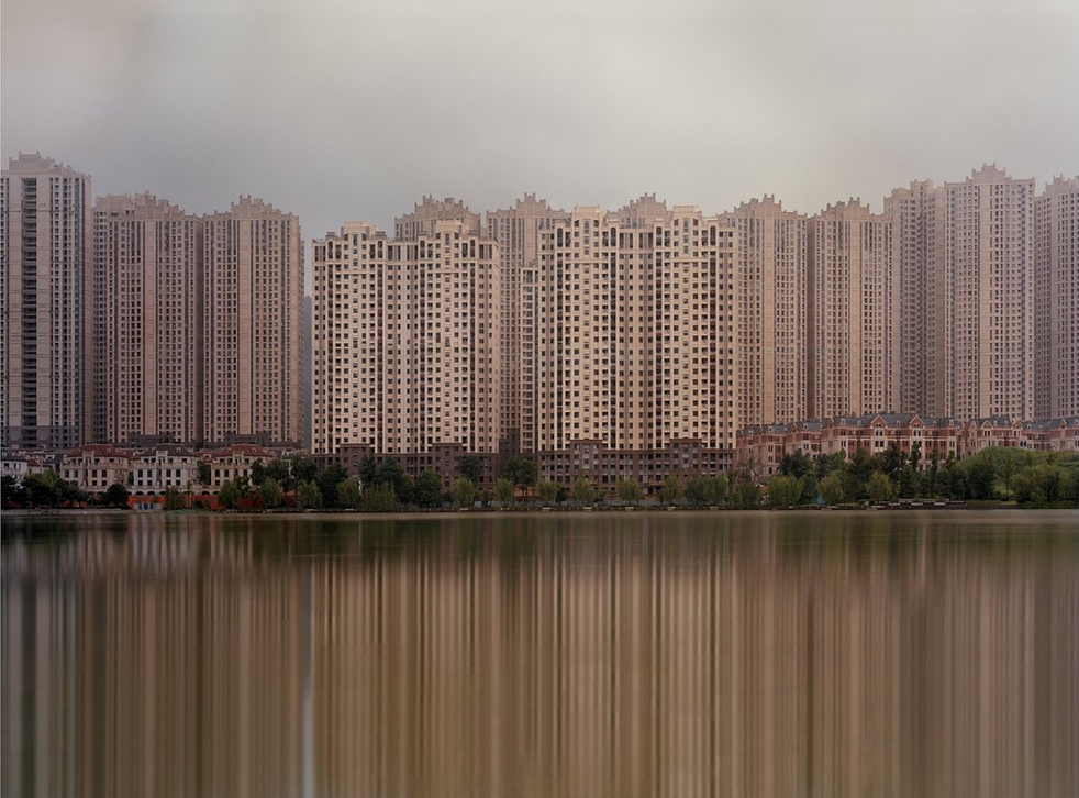 12 eerie photos of enormous Chinese cities completely empty of people ...