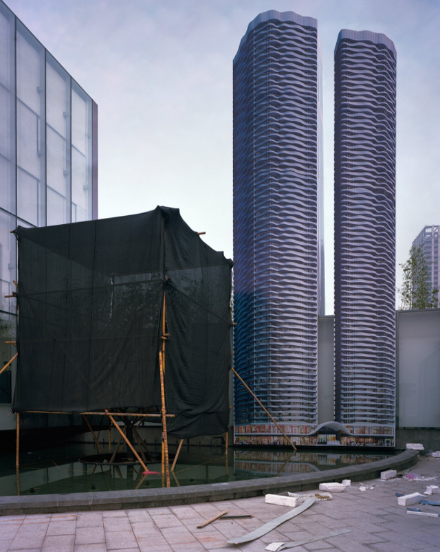 12 eerie photos of enormous Chinese cities completely empty of people ...