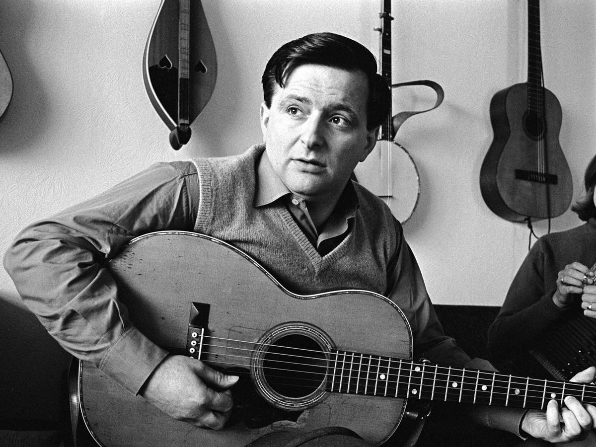 Tom Paley: virtuoso musician who helped spur folk revival with New Lost ...