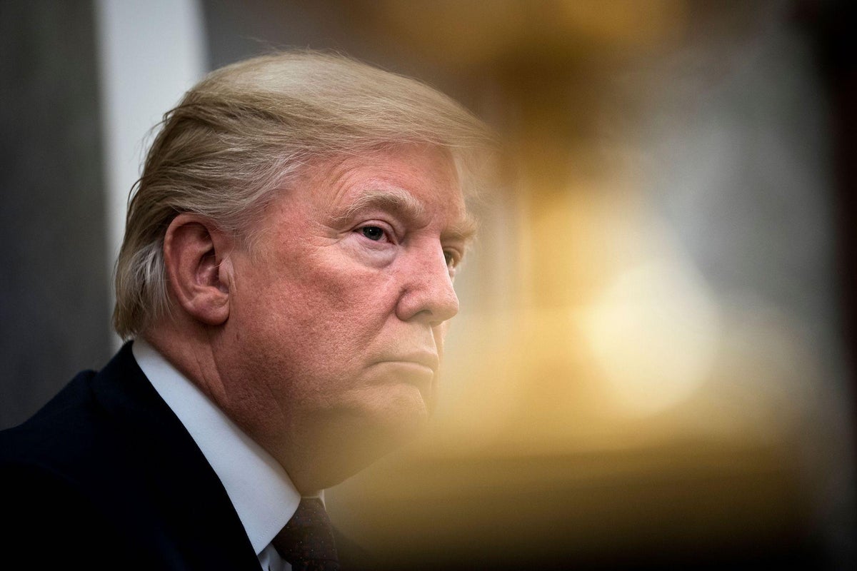 Donald Trump's $25,000 cheque to dead soldier's family dated same day ...