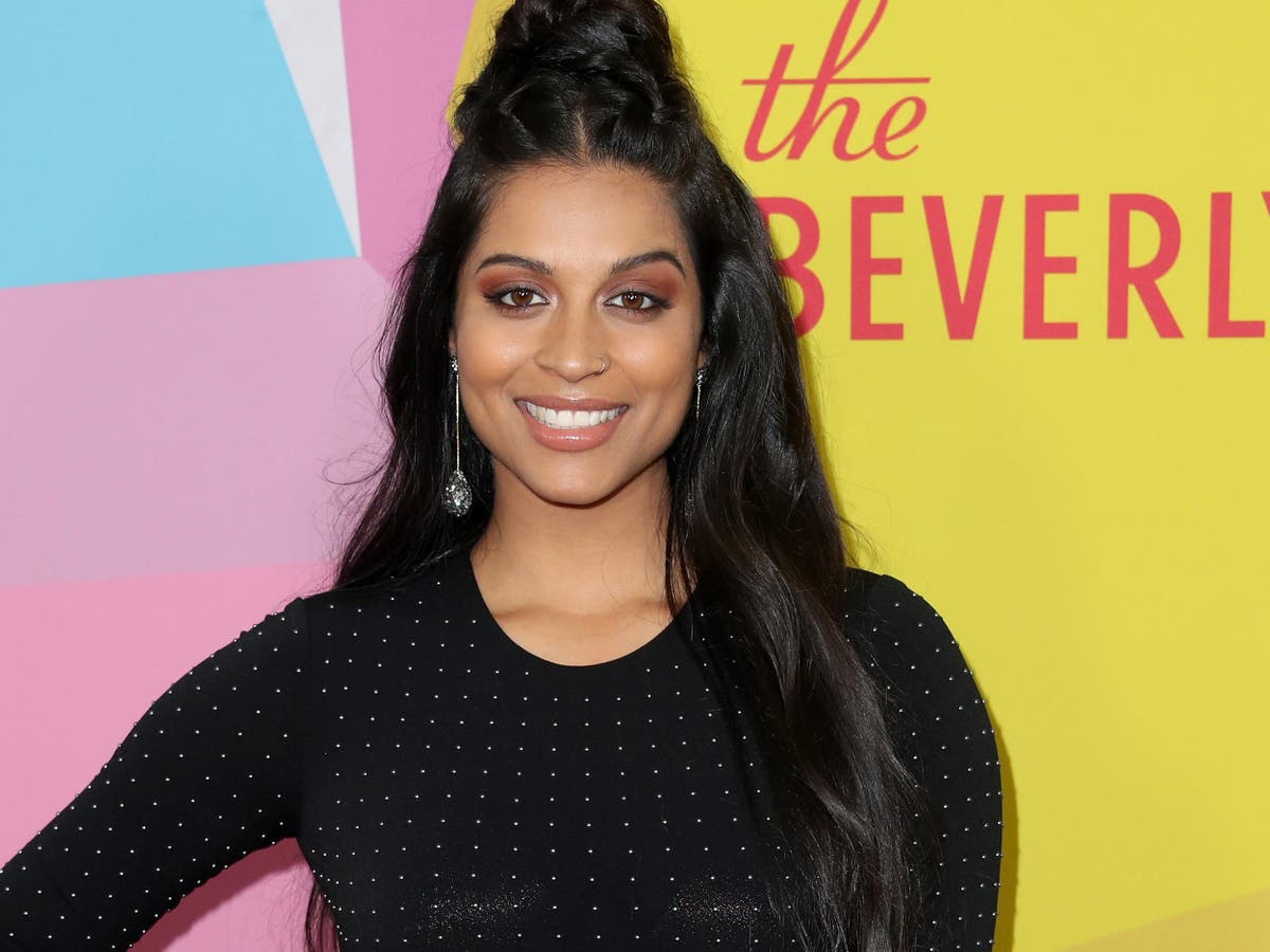YouTube star Lilly Singh gives away $1,000 to fans in need after ...