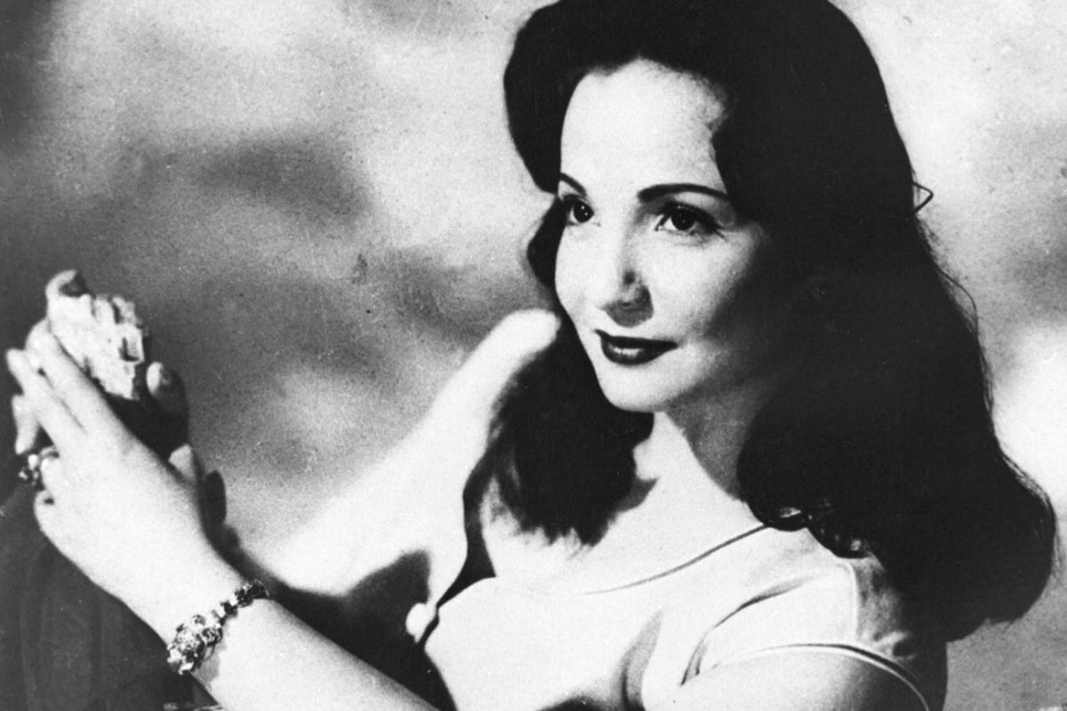 Shadia: Actress of Egypt's golden age of cinema who became a popular ...