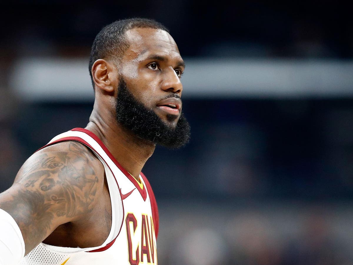 NBA star LeBron James continues protest against Donald Trump | The ...