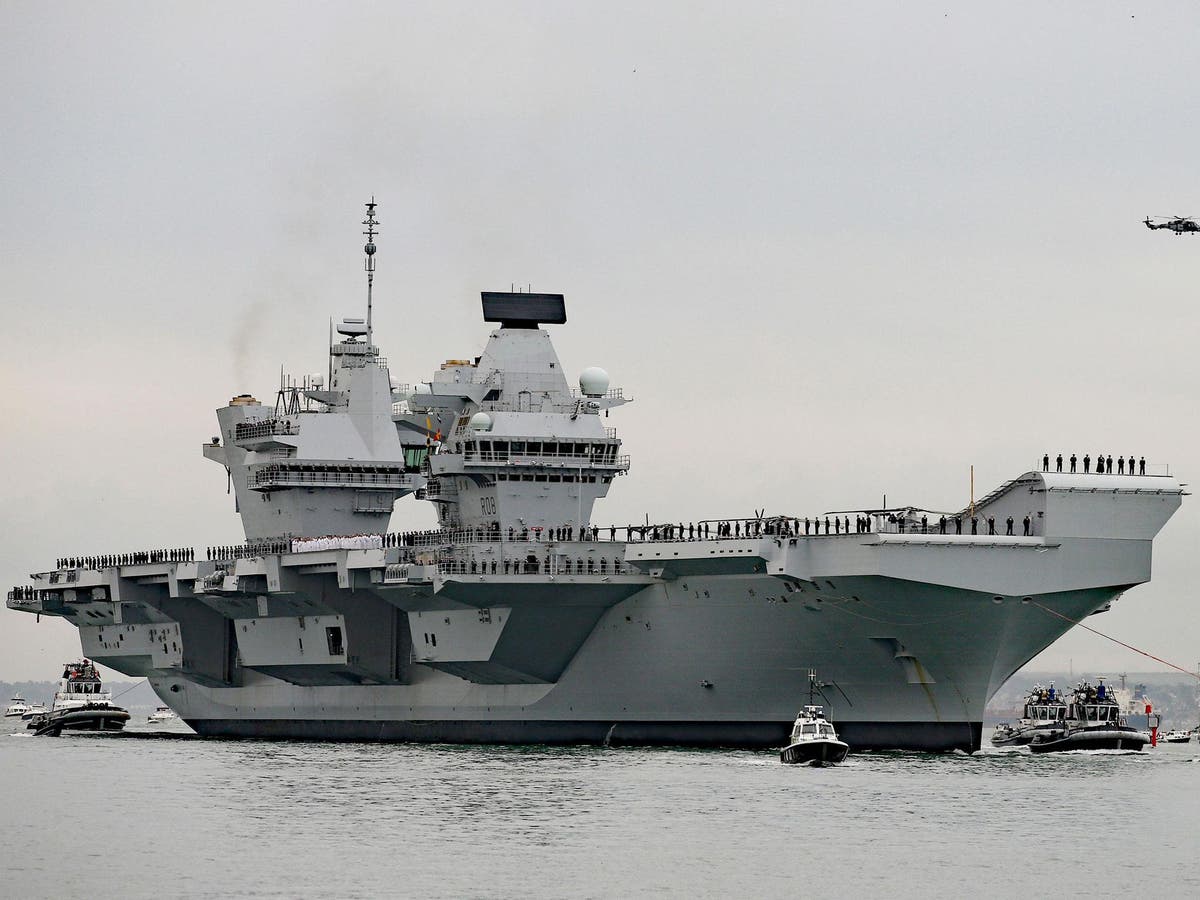 HMS Queen Elizabeth leaves Portsmouth for historic US trip, amid ...