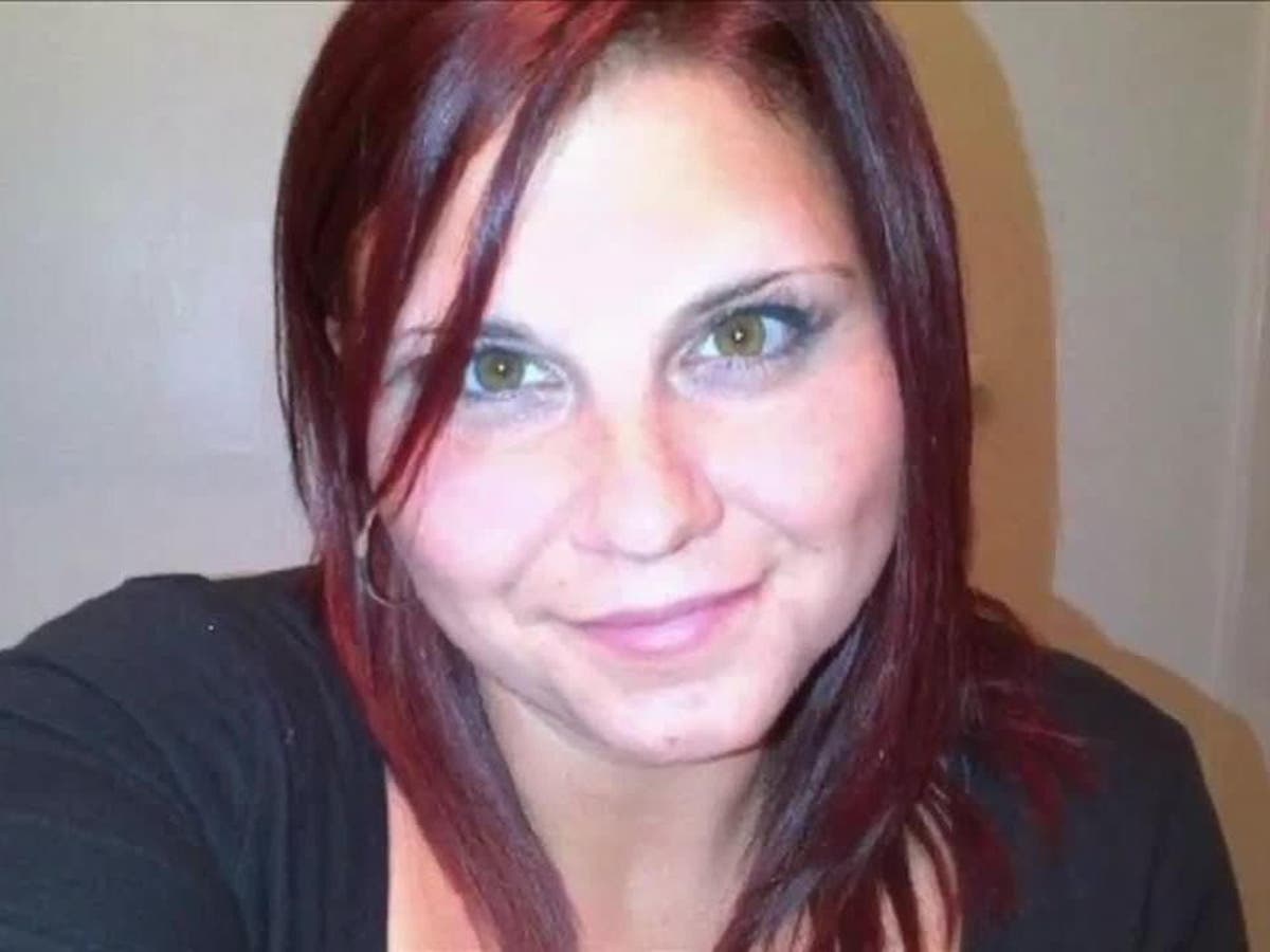 Heather Heyer: Civil rights activist killed in Charlottesville car ...