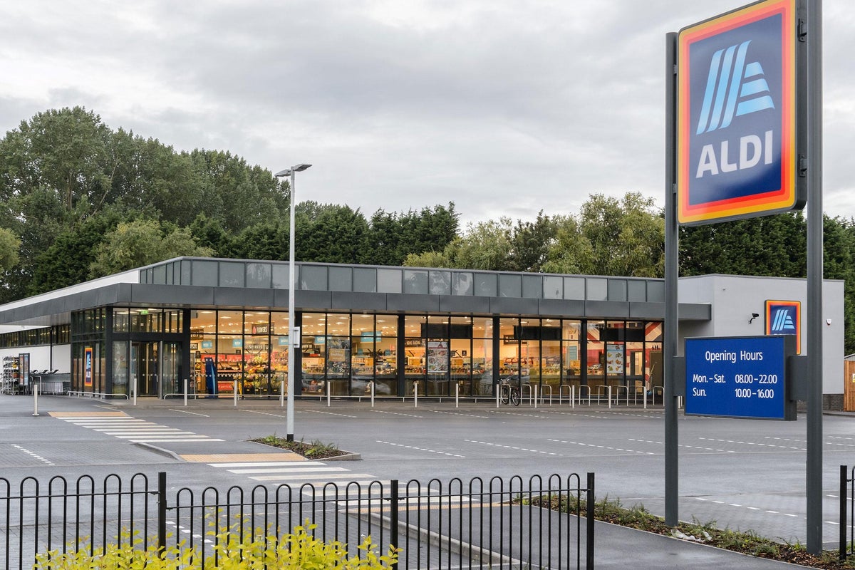 Aldi removes bags of frozen vegetables after customer claims she found ...