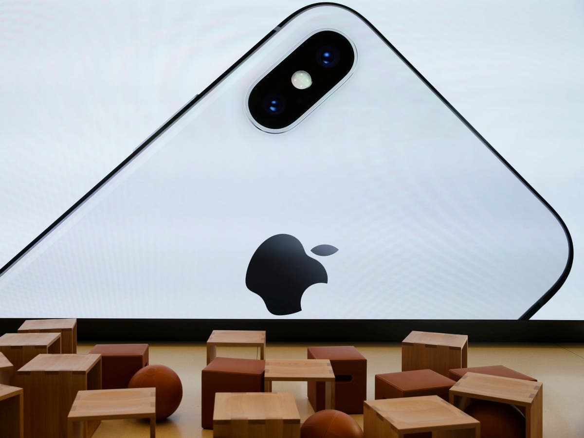 Apple says almost all its devices are affected by the Spectre and ...