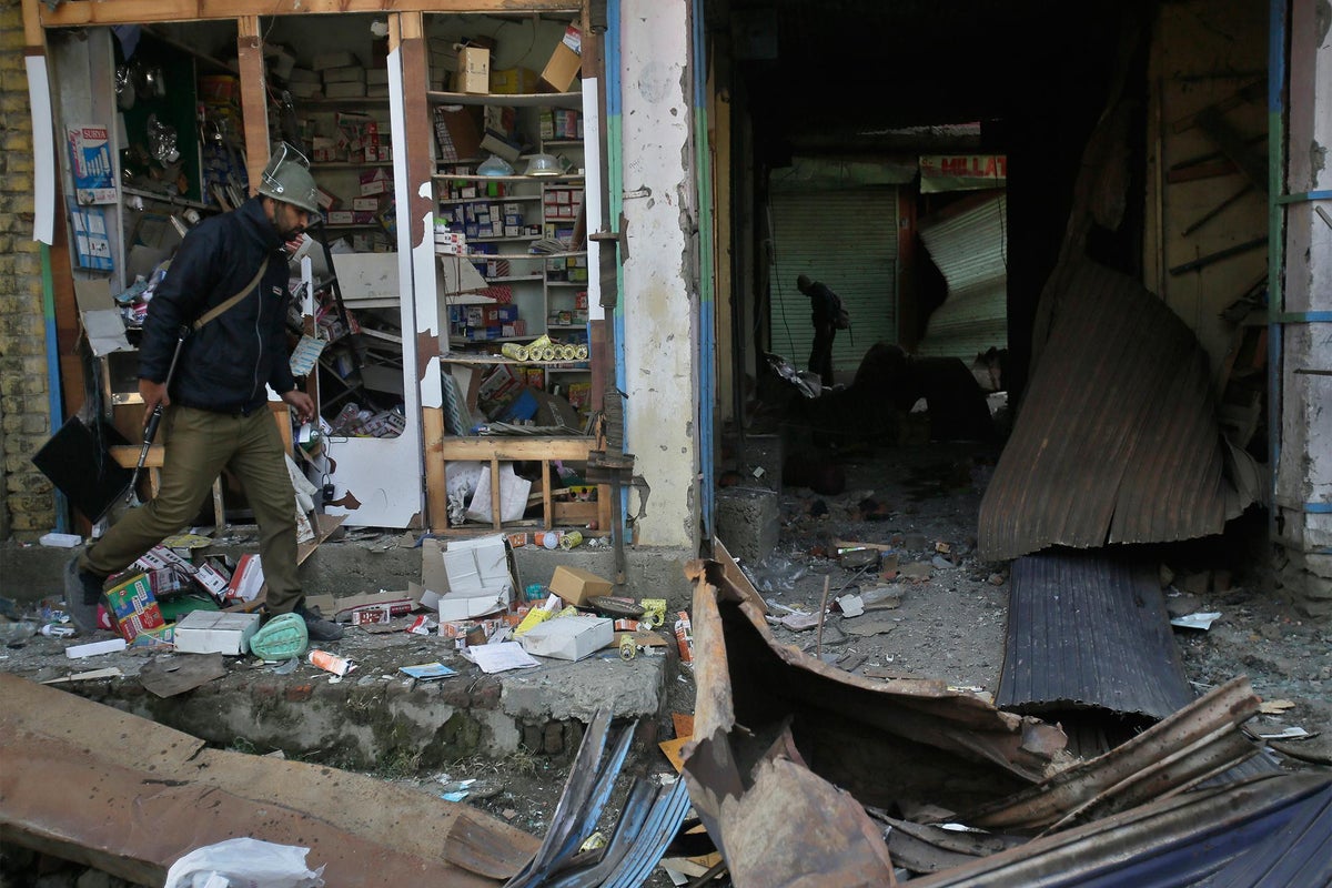 Kashmir bomb attack: Four police killed after rebels fighting against ...