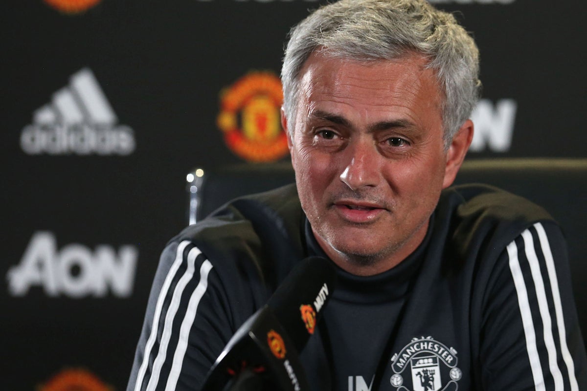 Manchester United's Jose Mourinho declares contempt for Antonio Conte ...