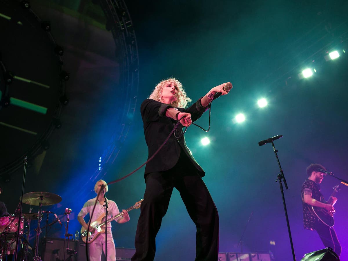 Paramore, review, O2 Arena London: Band’s energy never falters | The ...