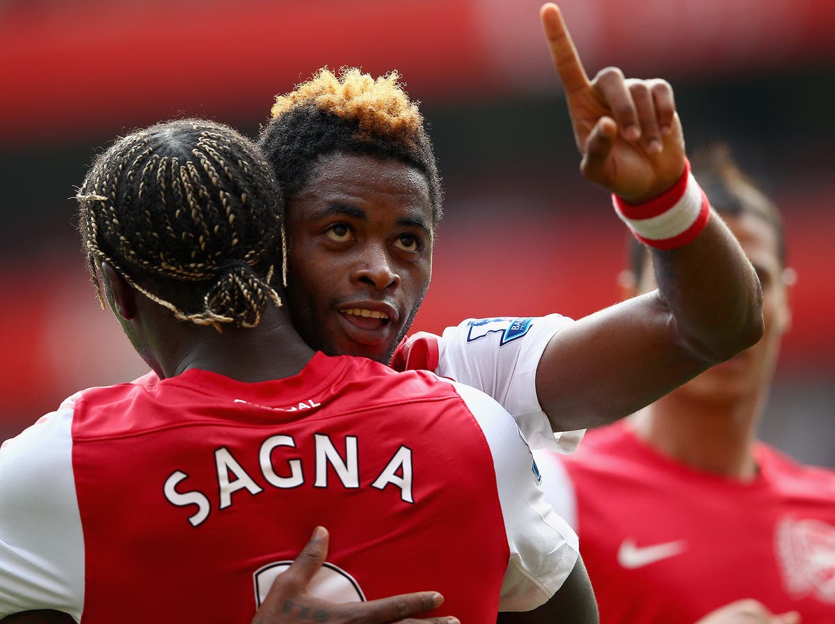 Alex Song returns to Arsenal to train and maintain fitness after being ...