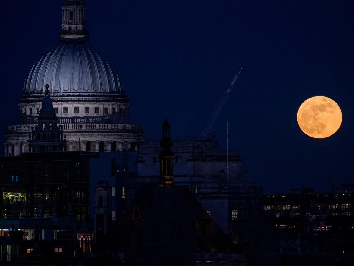 What is the 'blood moon' and why will it be the longest eclipse of the ...