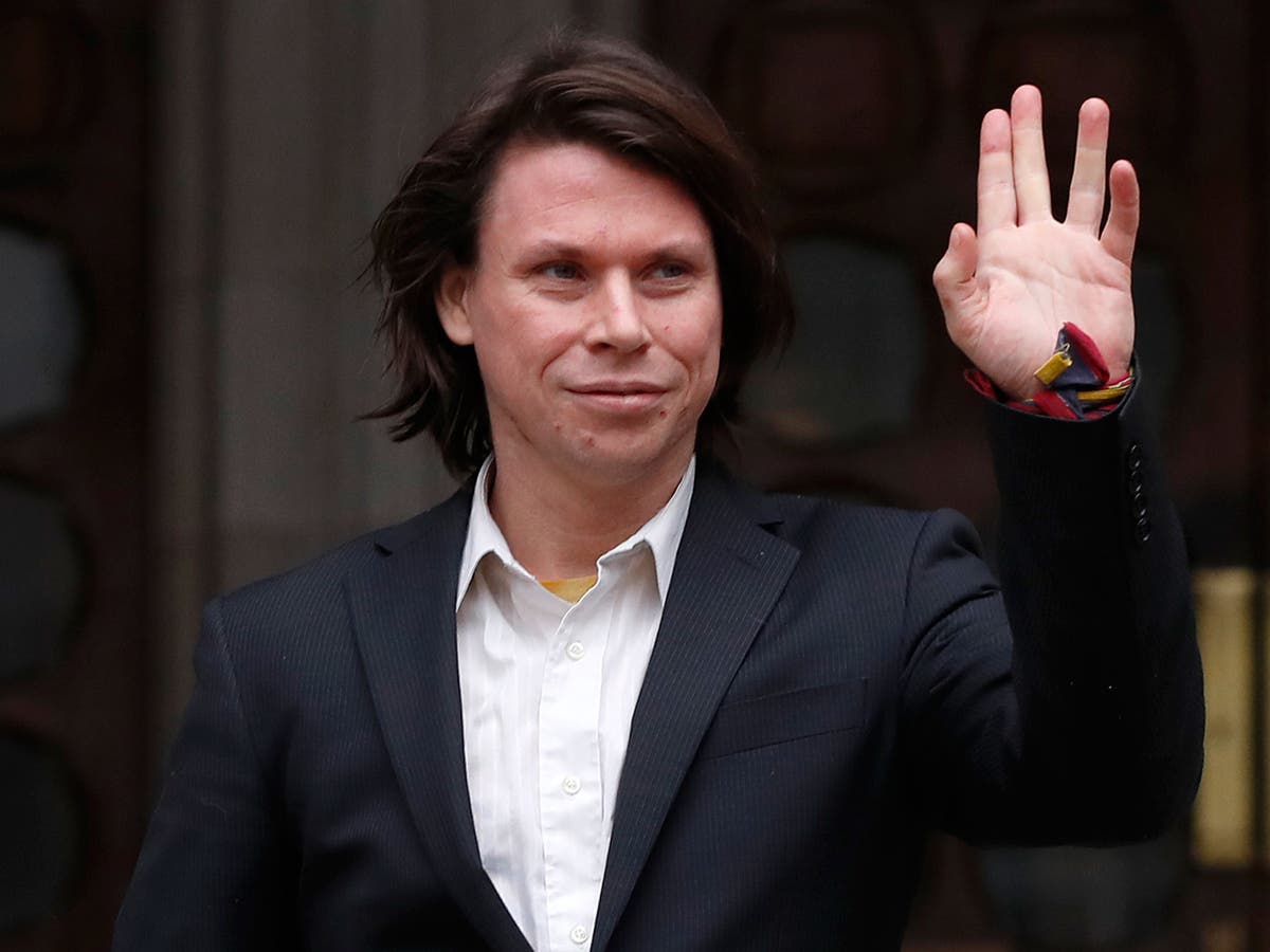 Lauri Love: Alleged British hacker wins battle against extradition to ...