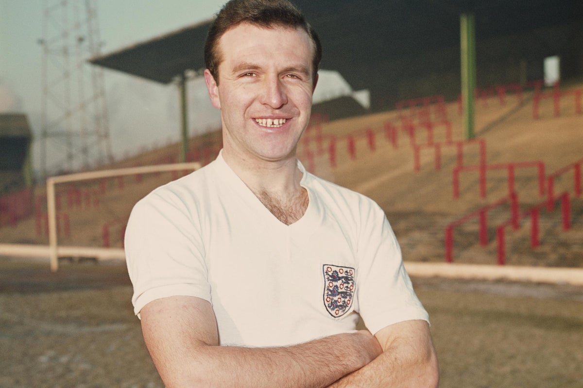 Jimmy Armfield, footballer: England captain and Blackpool star who ...
