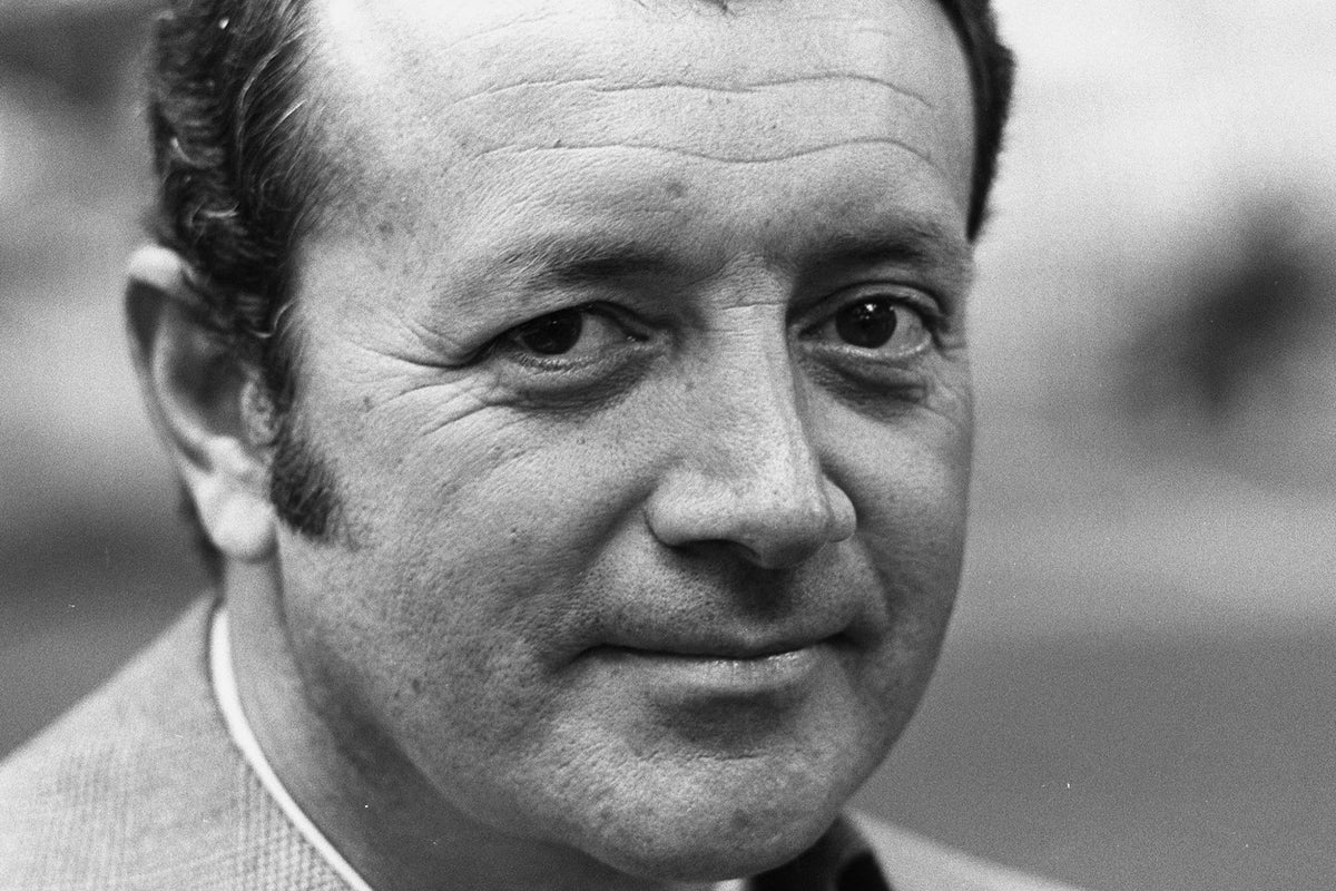 Vic Damone dead: Legendary pop singer dies aged 89 | The Independent ...