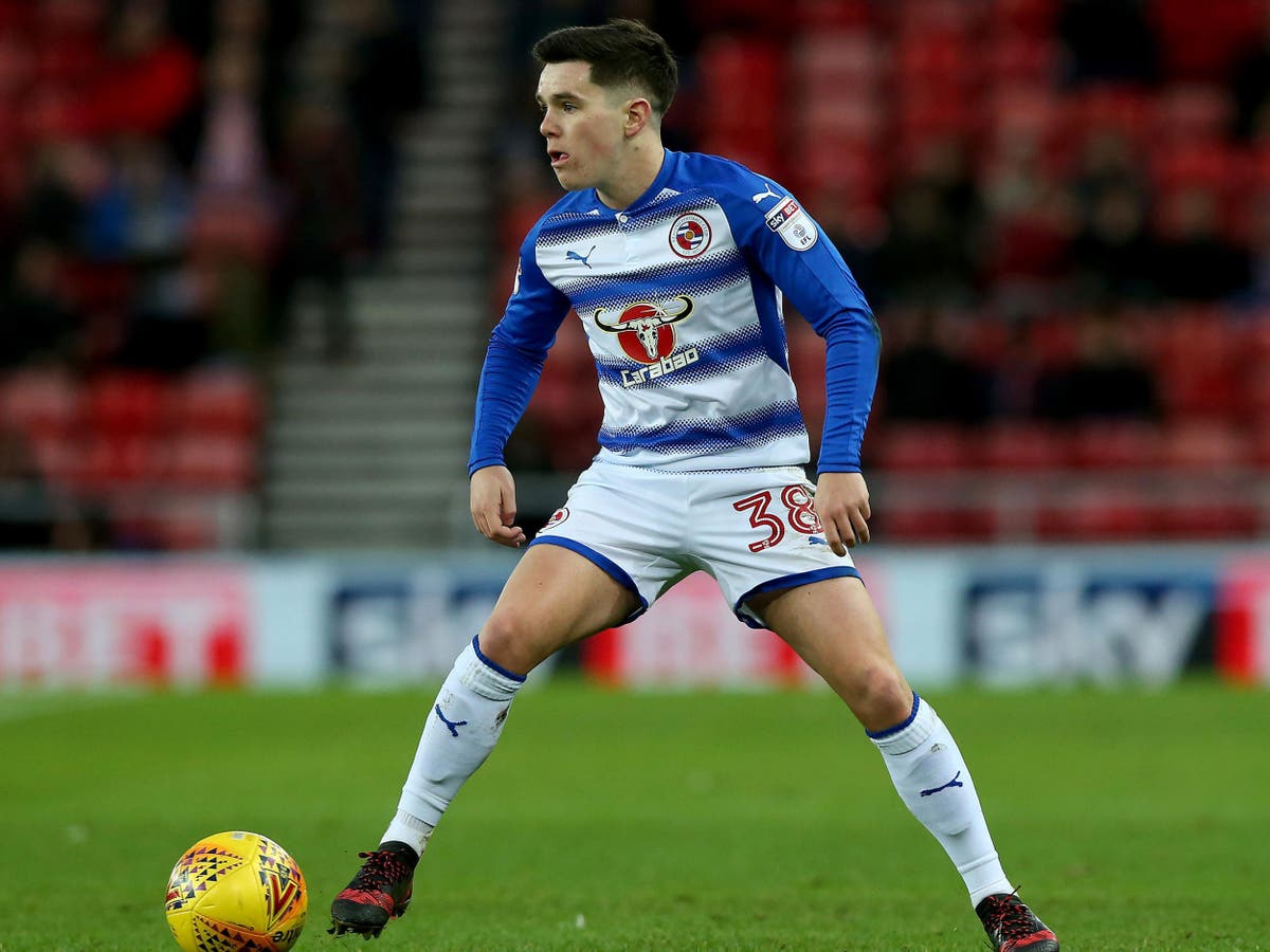 Reading midfielder Liam Kelly snubs Republic of Ireland call to keep ...