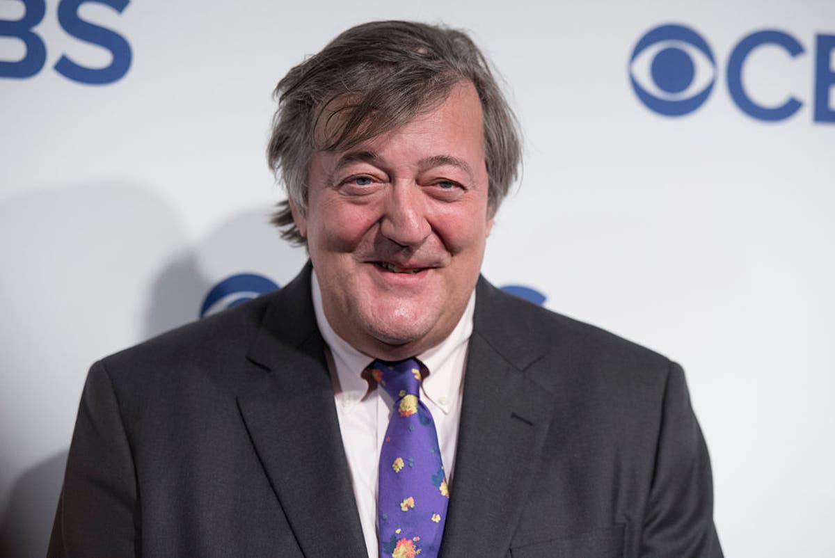 Stephen Fry discusses mental health and battle with bipolar disorder ...