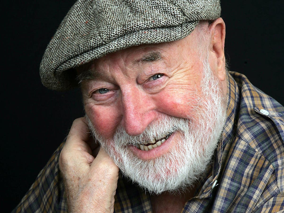 Bill Maynard: Comedian turned actor who played Greengrass in ‘Heartbeat ...