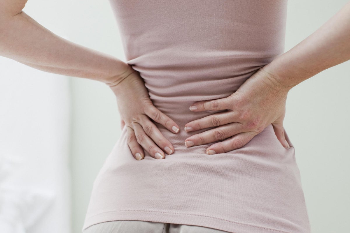 Best way to avoid back pain? Lift heavy things | The Independent | The ...