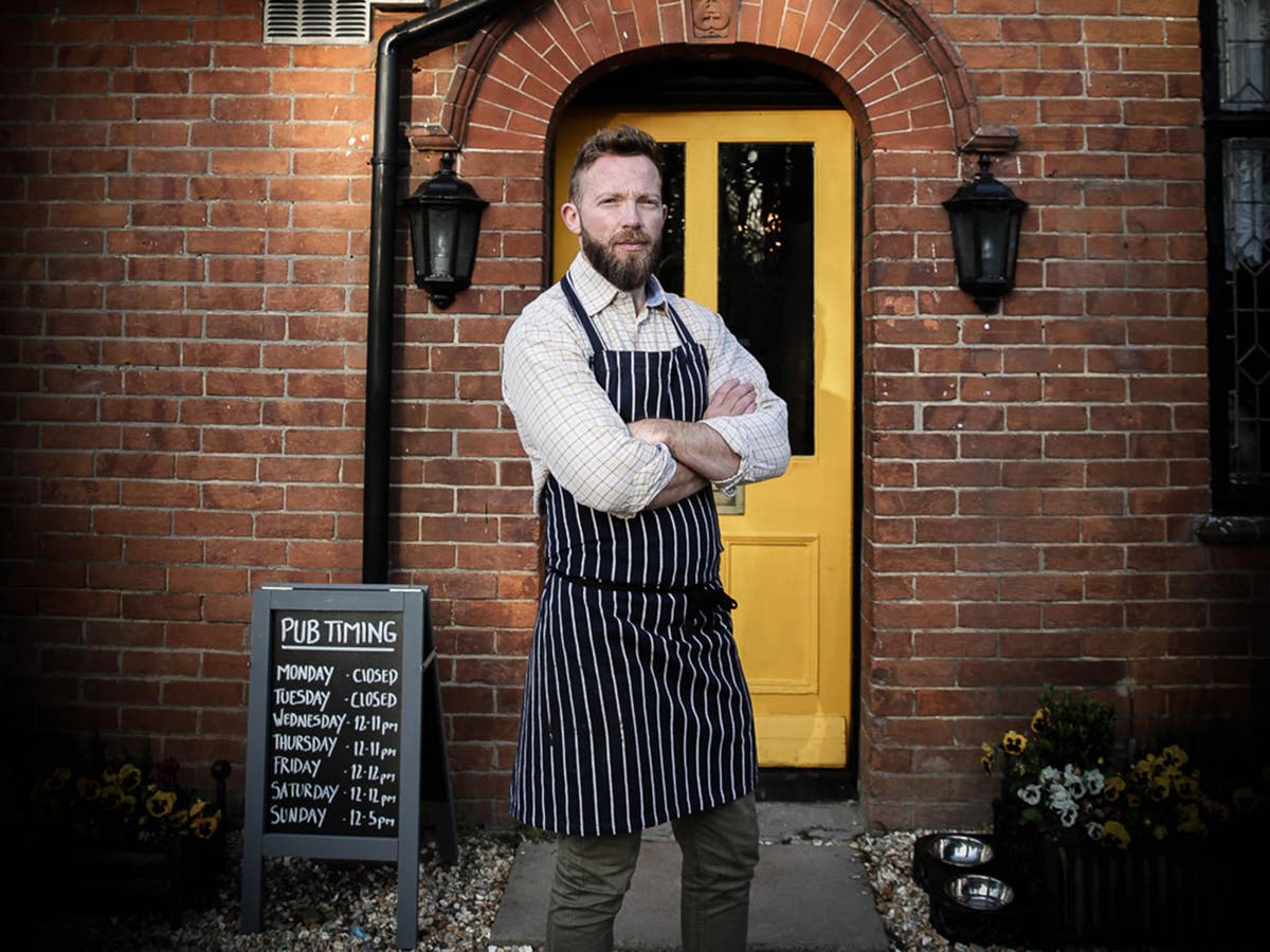Dominic Robinson: The chef reinventing classic cuisine in a Berkshire ...