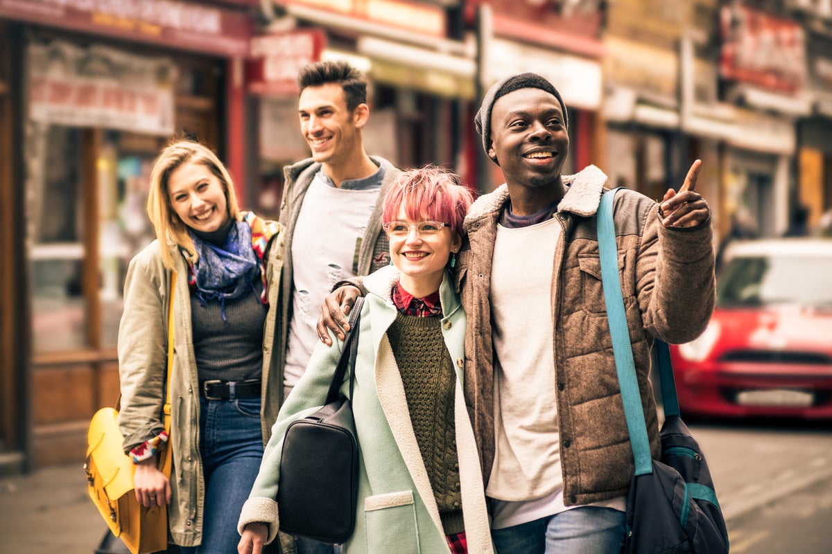 Twitter Hashtag Offering Teenagers Inspirational Advice Goes Viral