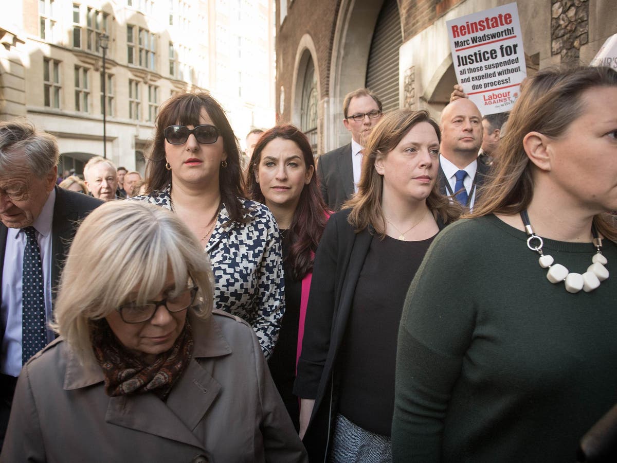 Labour expels member who heckled Jewish MP at launch of antisemitism ...
