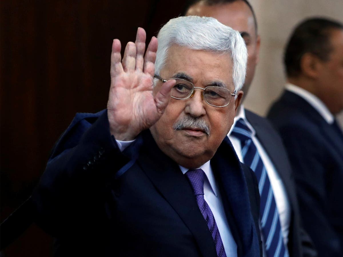 Mahmoud Abbas apologises to Jewish people after Holocaust comments ...