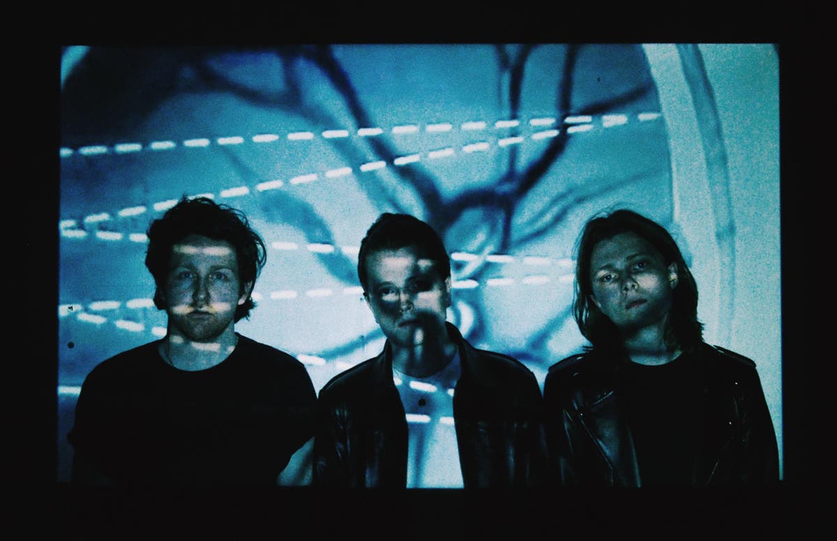 Rock band The Pale White share video for 'Peace of Mind' - premiere ...