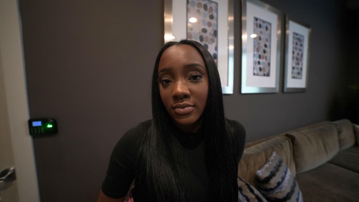 'Nobody is telling this story': Woman who accuses R Kelly of ...