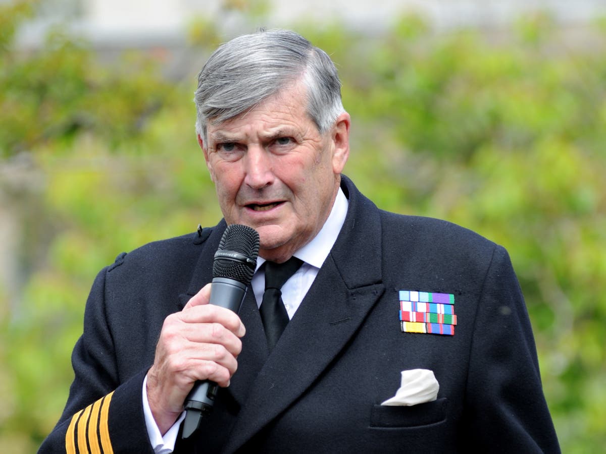 Disgraced Navy commander and former head of Queen's bank faces further ...