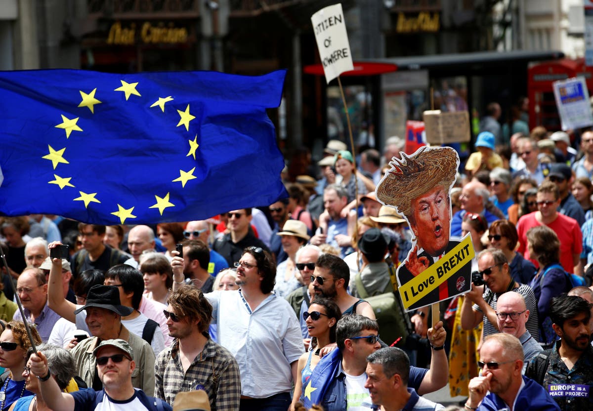 Brexit march: Tens of thousands take to London streets to demand new ...