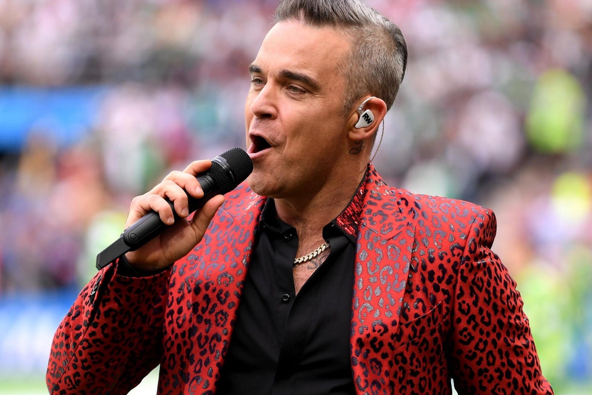 BST 2019: Robbie Williams joins Bob Dylan and Neil Young as headliner ...