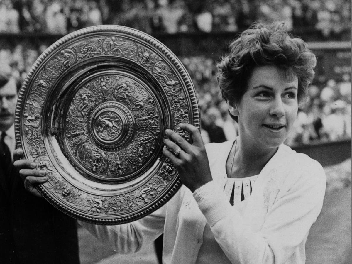 Maria Bueno: Four-time Wimbledon winner who became a Brazilian tennis ...