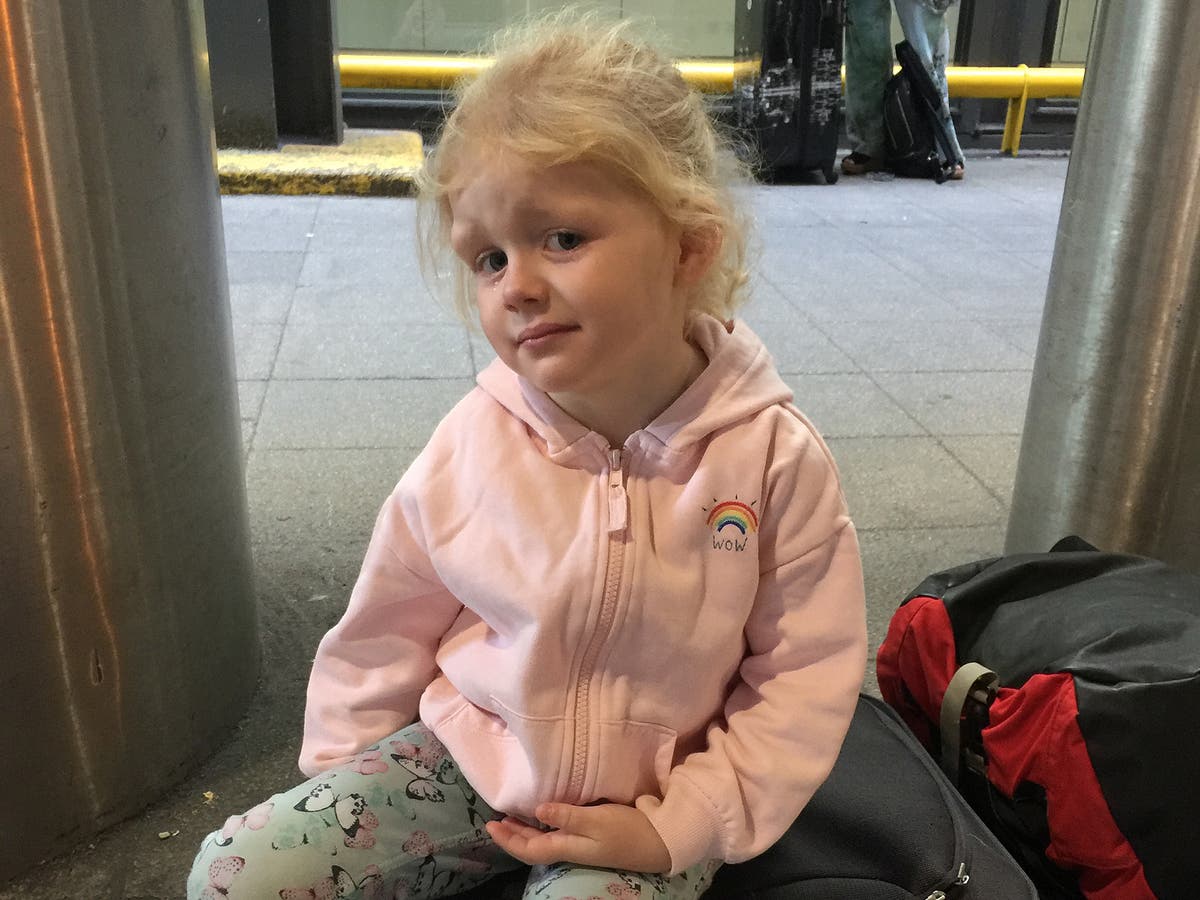 EasyJet launches investigation after furious father says unapologetic ...