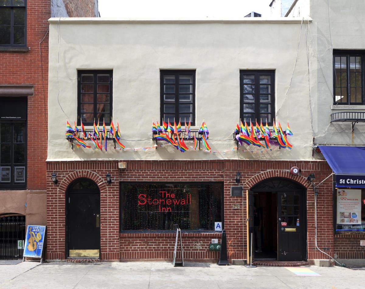 Stonewall raids: Police apology for violence 'long overdue' say ...