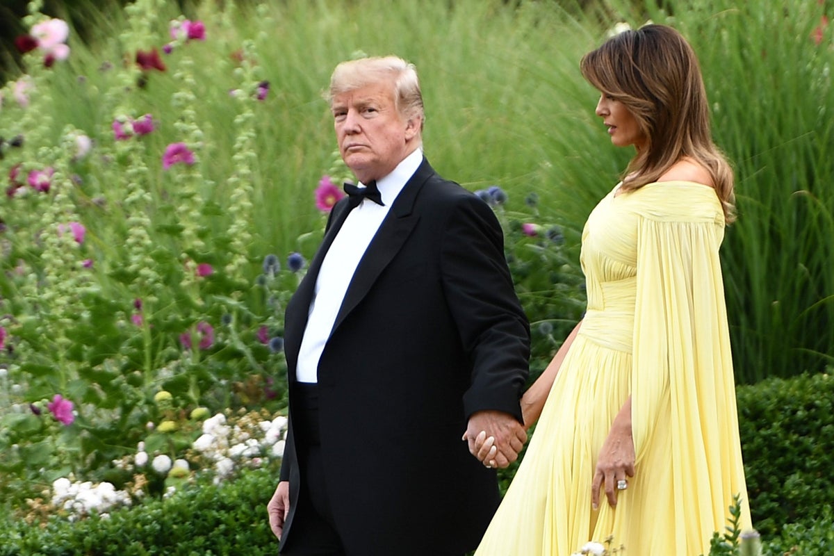 Trump UK visit - LIVE: Theresa May calls for close trade ties with US ...