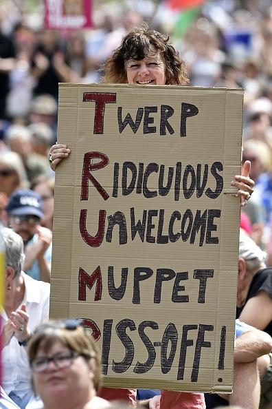 21 pictures that prove Scottish people make the funniest protest signs ...