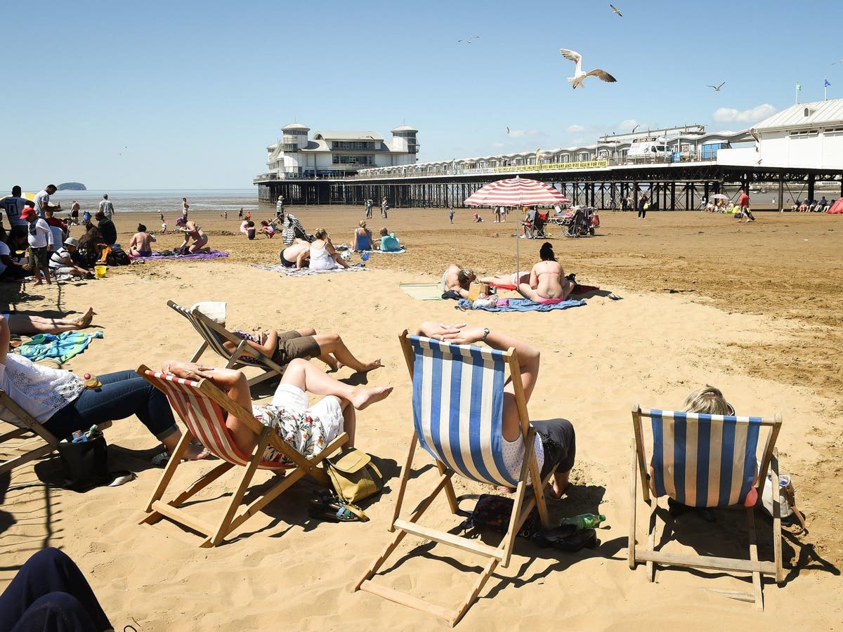 UK weather: 2018 could be our hottest summer on record, Met Office says ...