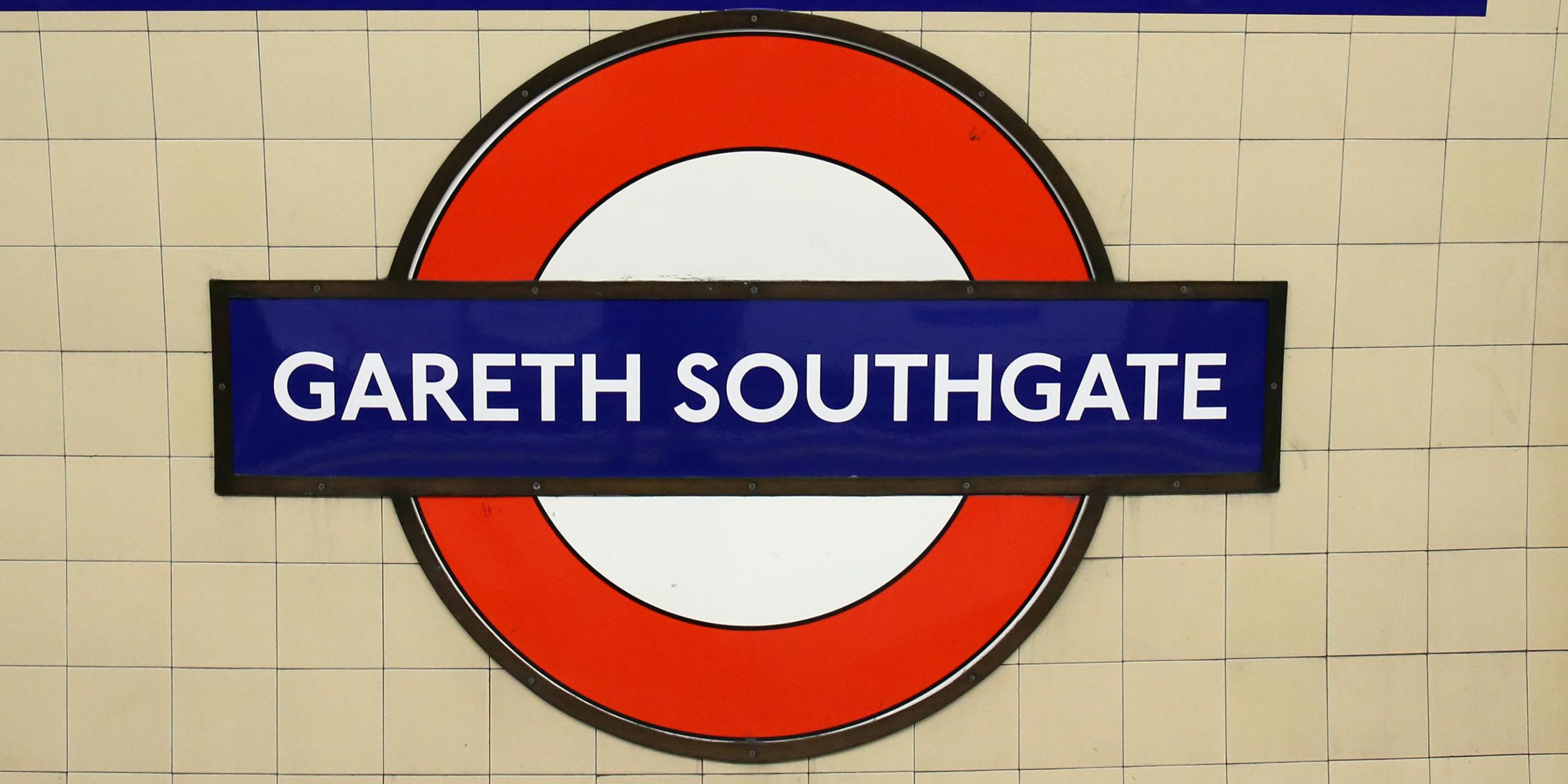Gareth Southgate tube sign torn down by woman in viral video | indy100 ...