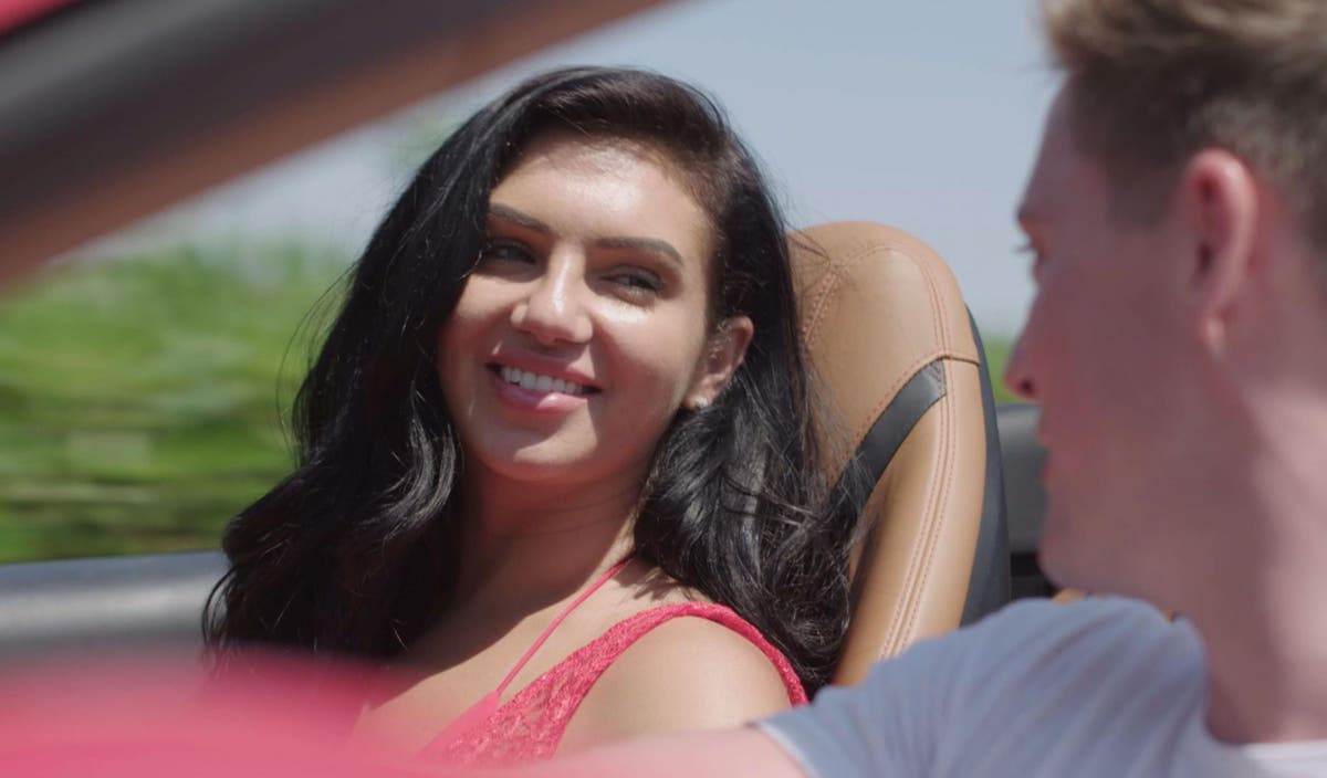 Love Island's Alex and Alexandra have a complete car crash date ...