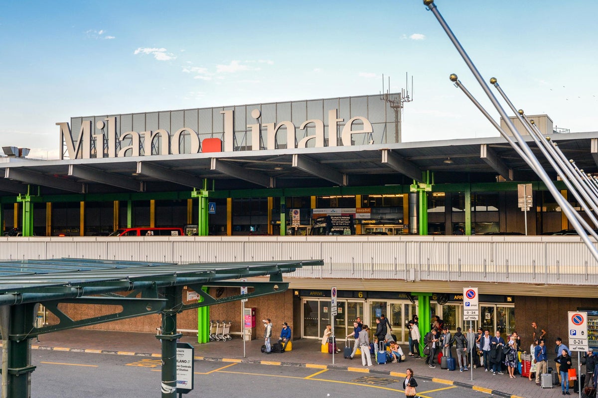 Multiple airports at popular holiday destination forced to limit jet ...
