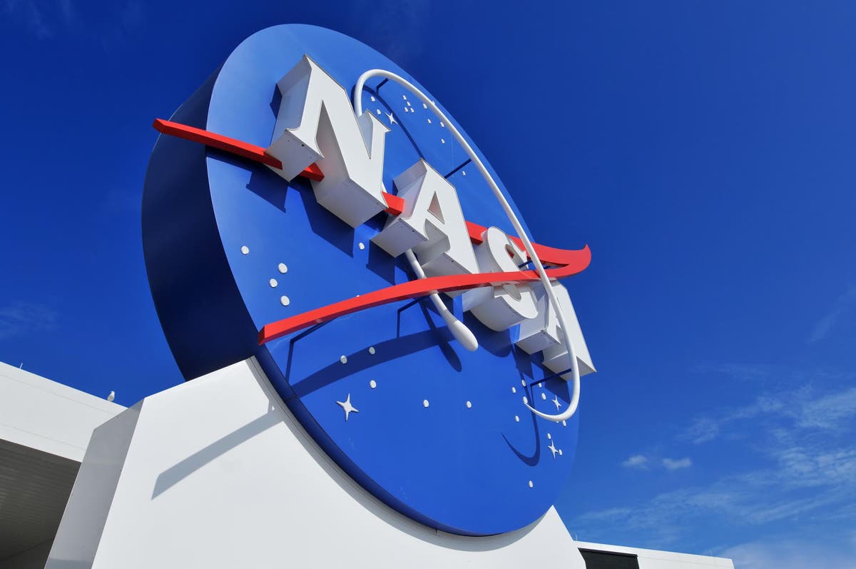 Nasa intern loses job after accidental profanity-laced tweet to Space ...
