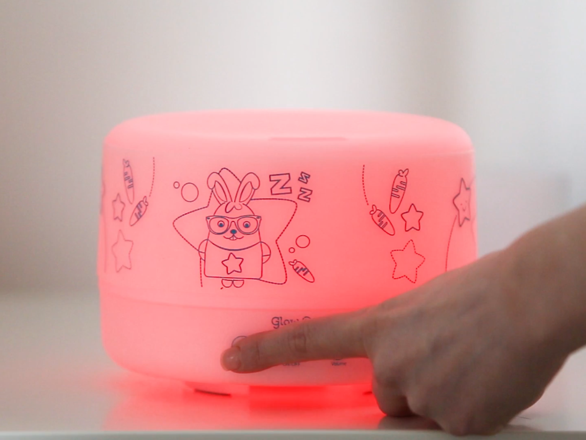 The 'life changing' night light that will send your baby to sleep in ...